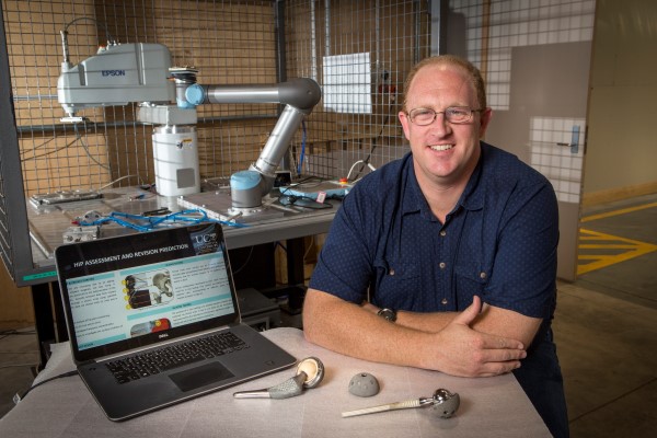 2017 Cooper Award: Earthquake-safe buildings that ‘absorb energy and ...